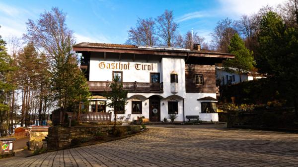 Gasthof Tirol - Văliug