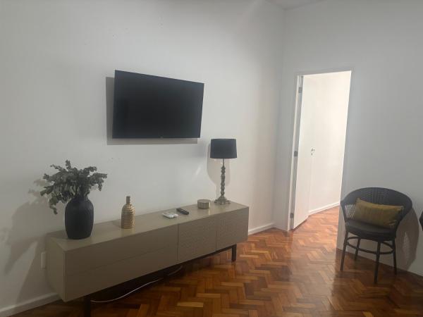 Copacabana 1 Block Beach Apartament - Aeropuerto de Rio de Janeiro Santos Dumont (SDU)