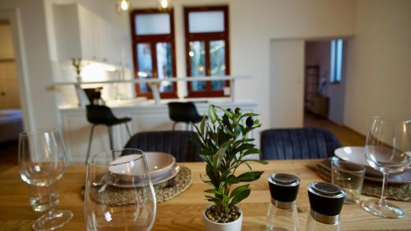 Moderne Familienwohnung Nahe Playmobil Funpark, 2 Schlafzimmer, Voll Ausgestattet, Zentrale Lage In Fürth - Núremberg