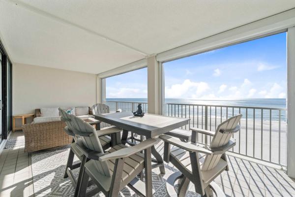 Beach Front 7th Floor Views Pools Hot Tub - Orange Beach, AL