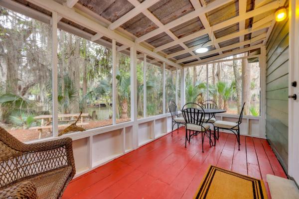 Bass Fishing Paradise With Shared Dock In Hawthorne! - Hawthorne, FL