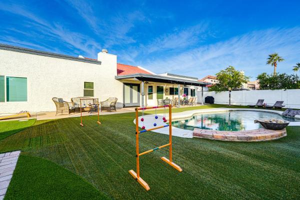 Pool, Putting Green & Games: Chandler Home! - Chandler, AZ