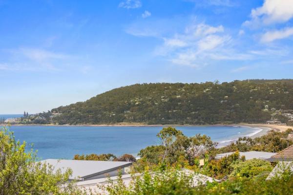 Point View Beach House - Fairhaven