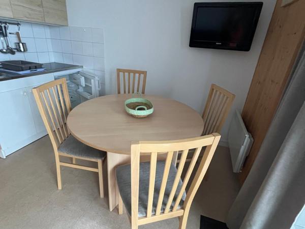 Appartement Sud Avec Terrasse Et Garage à Super Besse - Fr-1-814-96 - Lac des Hermines