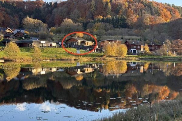 10-personen-wellness-chalet In Erster Reihe Am See - Spessart