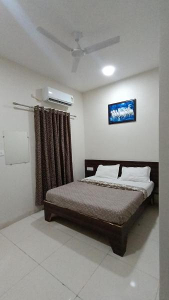 Hotel Regal Park - Bhopal