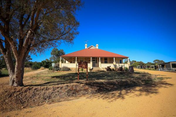 Barossa Cottage - Affordable 3-bedroom House - Gawler