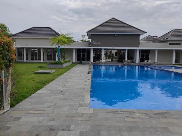Golden Sleep Villa Tenayan Homestay Near Mal Pekanbaru - Pekanbaru