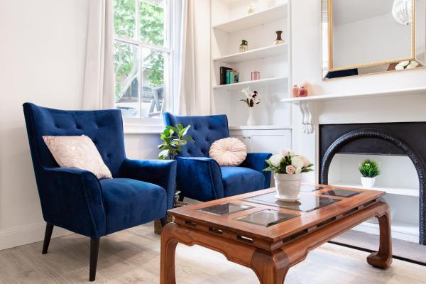 Elegant 3bd Waterview Terrace In The Rocks Cbd - Mosman