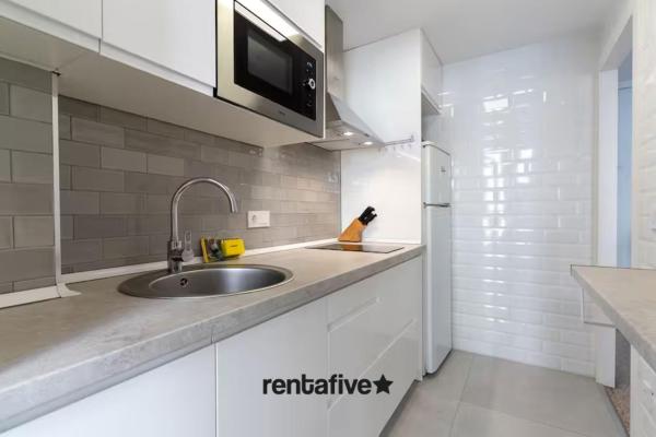 Rentafive - Nuevo - Centro - A/c - Elche