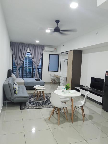Alinea Suites Dsm Near By Shah Alam - Puchong
