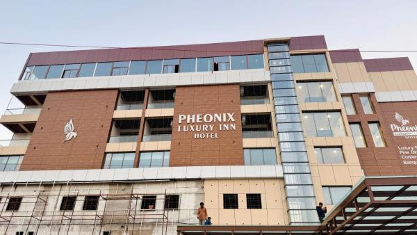 Pheonix Luxury Inn - Pithampur