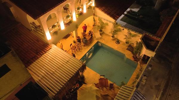 Casa Vivenda - 200m Da Praia - Caraguatatuba