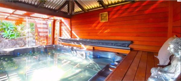 Charming Retreat At Famous Palm Beach Outdoor Spa Till 8 Walk To Ocean Beach - Scotland Island