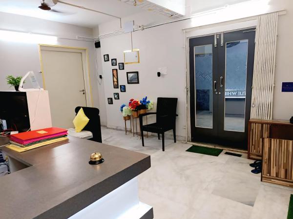 Little While International-budget Micro Hotel-backpacker Friendly-near Metro - West Bengal