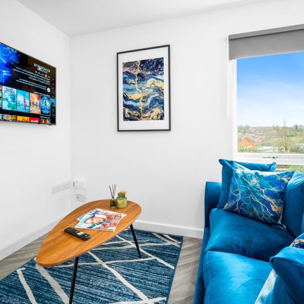 Two Bed Apartment - Sleeps 3 - Wifi, Tv & Parking Included 57c - 울버햄프턴