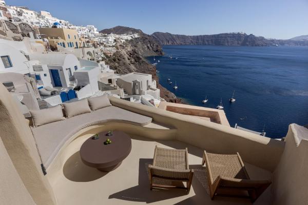 Caldera's Dream Cave House With Hot Tub & Sea View - Oia