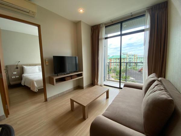 Apartments With Access To Rama Ix Park - Phuket