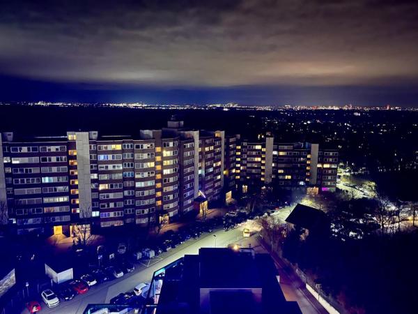 Völlig Möblierte Wohnung Mit Panoramablick Auf Köln - Bergisch Gladbach