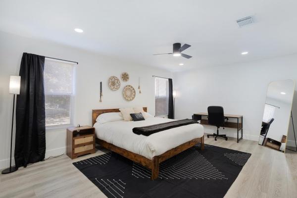 The Birch House Family Fun By Universal Kids & Lake - Little Elm, TX