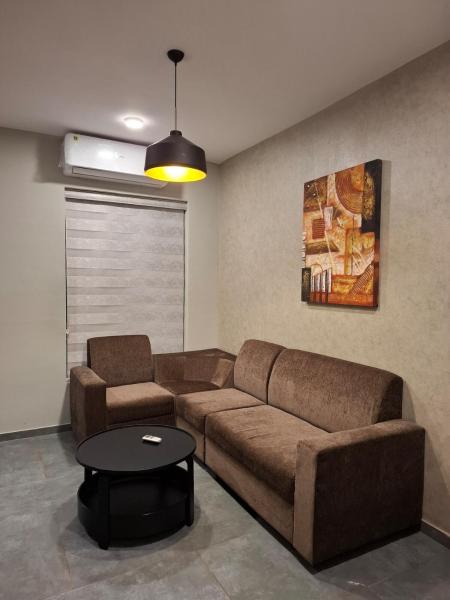 Luxury Stay Fully Furnished 2bhk Vyttila - Kochi