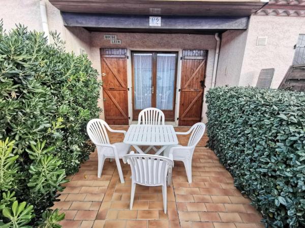 Résidence Hameau Des Tamarins - Villa Trois Pièces Mezzanine Entre Centre Et Plage - Le Barcar7s. Réf: 10hdt_k2 Mae-9003 - Torreilles Plage