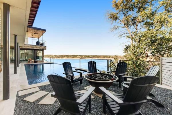 Heated Pool Lake Travis Waterfront Home And Dock - Lakeway, TX