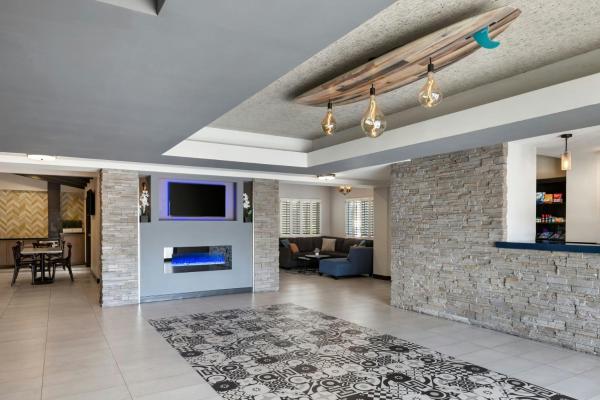 Best Western Plus Manhattan Beach Hotel - Marina del Rey, CA