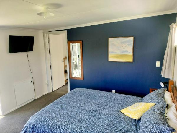 Self-contained Sleep Out - Kaiteriteri