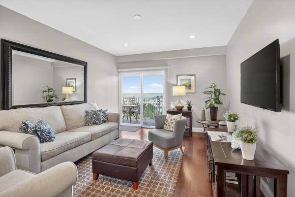 Beach Haven Condo For 2 - Plantation, FL