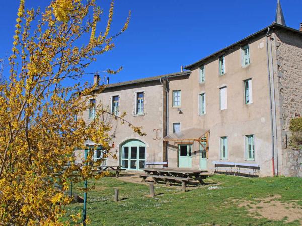 Gîte Pour 14 Pers à La Chabanne Avec Wifi Et Animaux Admis - Fr-1-489-340 - Auvergne