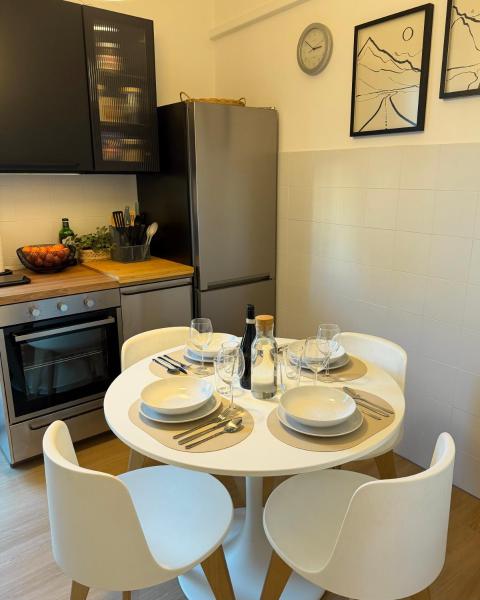 Prestigioso Appartamento Per 4 Persone Nel Cuore Di Vicenza By Maiolodesign - Vicenza