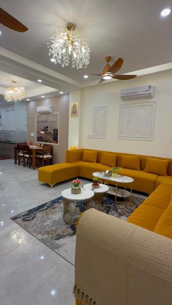 Nivaase Stays - New Delhi Indira Gandhi Airport (DEL)