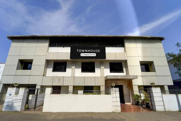 Townhouse Willingdon Island Formerly Maruthi Tourist Home - Kochi