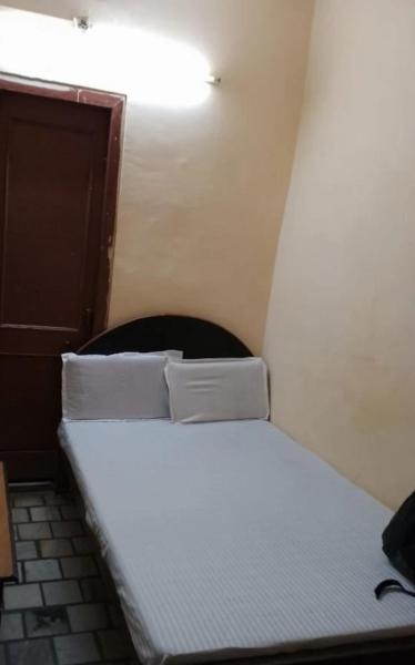 Hotel Girja Inn - Kanpur