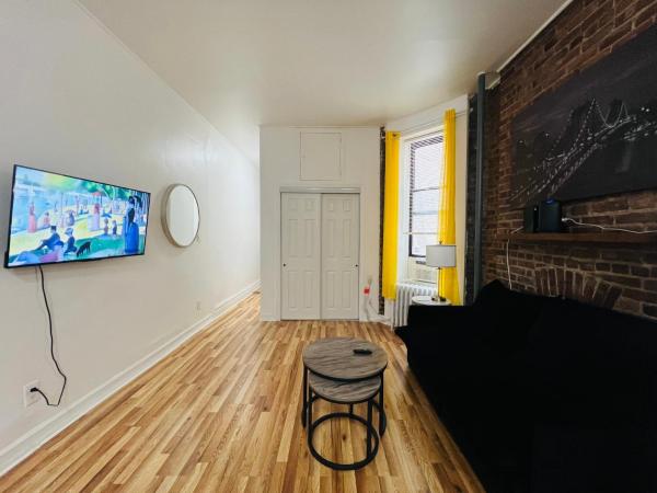 Manhattan Central At Times Square - West New York, NJ