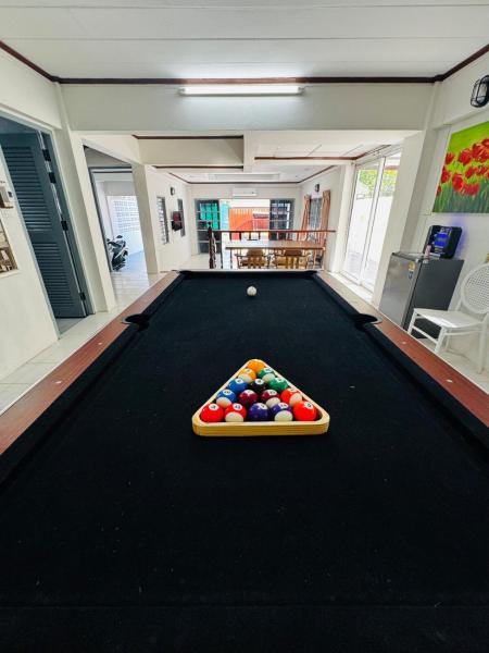 Villa Mayfair 4 Bedrooms Sea View With Pool Table - Phuket