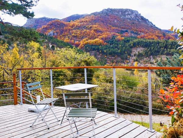Charmant Chalet En Montagne Pour Les Amoureux Au Naturel ! - Hautes-Alpes