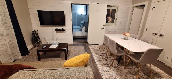 Two Bedroom Serenity With Ac- Complimentary Welcome Treats - Vancouver Island