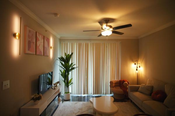 Charming 1 Bed, 1 Bath Apartment - Leander, TX