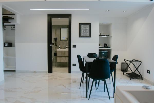 Pietrarsa Street Room - Naples