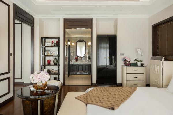 青岛阿特拉酒店 - 青島市