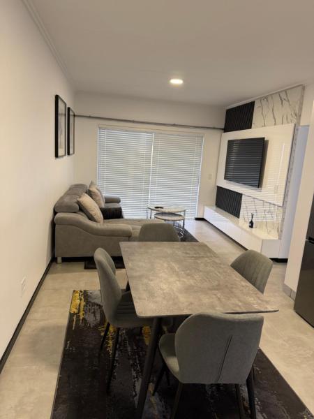 The Grey Luxe Suite - Chartwell