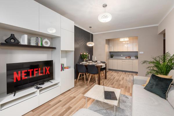 Lumina I Cozy 3-room Apartments I City Center I Metro - Warsaw