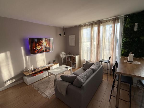 Le Duplex Panorama -Vue Montagne -2 Chambres -Parking Gratuit - Clim Mobile - Grenoble