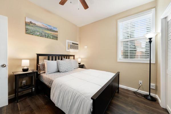 Premium Cozy 1 Bedroom 1 Bathroom Apartment Near Downtown - Sacramento, CA