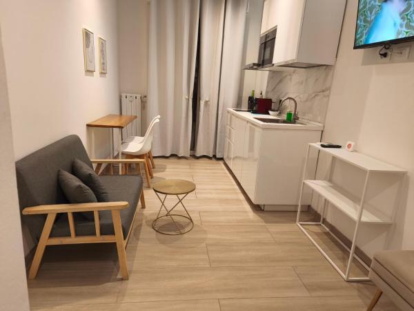 Bilocale Vicino Al Policlinico, Hesperia E Centro Storico Fibra Wi-fi - Modena