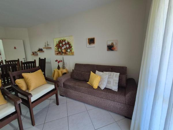 Apto 205 - Alto Padrão Canasvieiras - 2 Dormitórios - Florianópolis