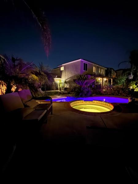 Lux Stay Riverside - Riverside, CA