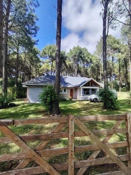 Hermosa Casa En Pinamar Norte, 3 Cuadras De La Playa - Pinamar